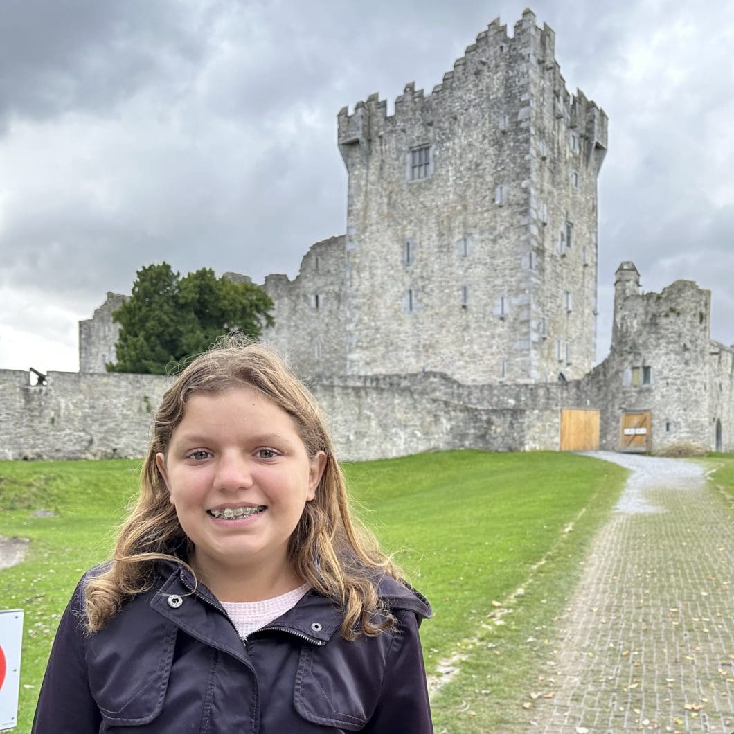 AdoptHelp Family Tyler and Mayla - AdoptHelp