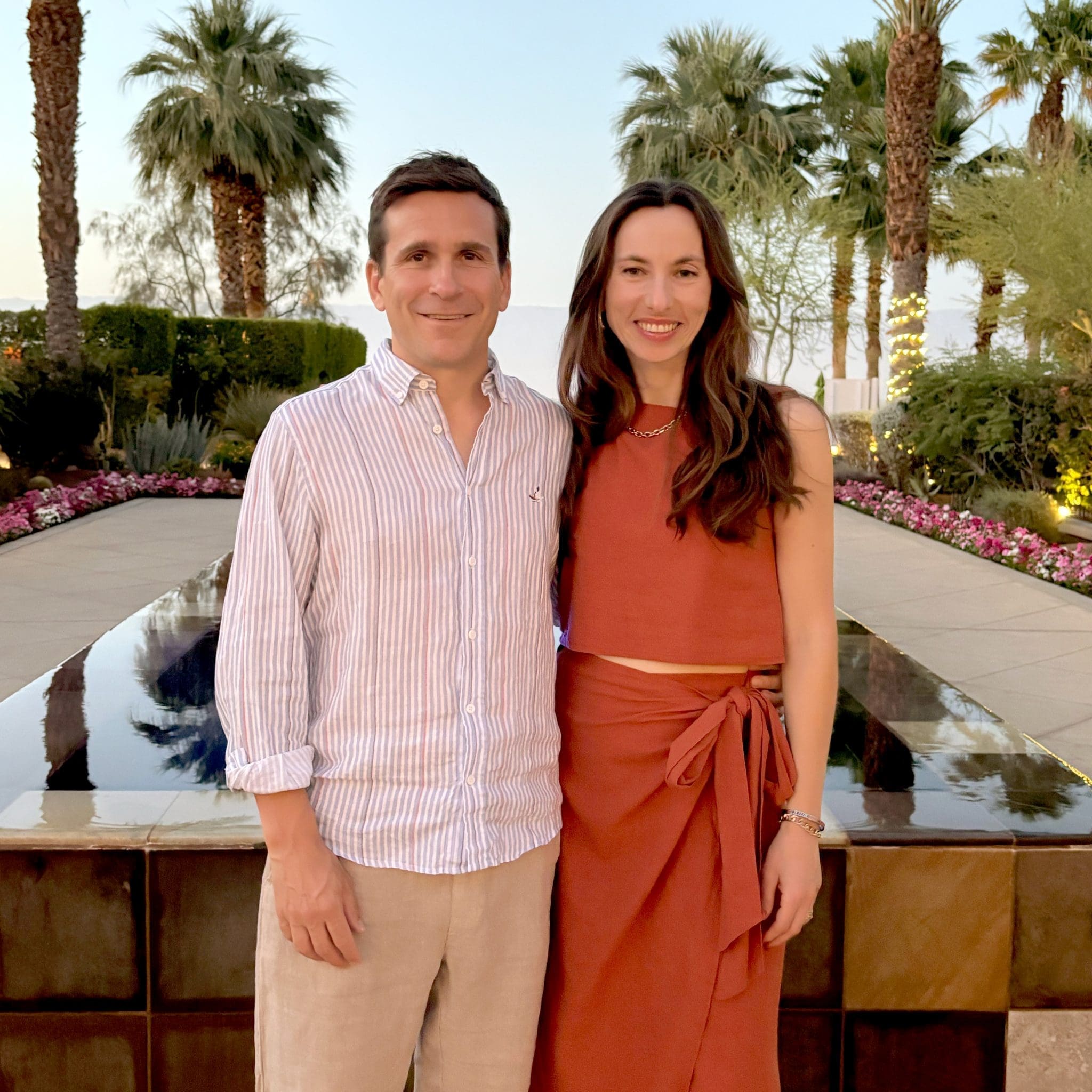 AdoptHelp Family Pinar and Hans - AdoptHelp